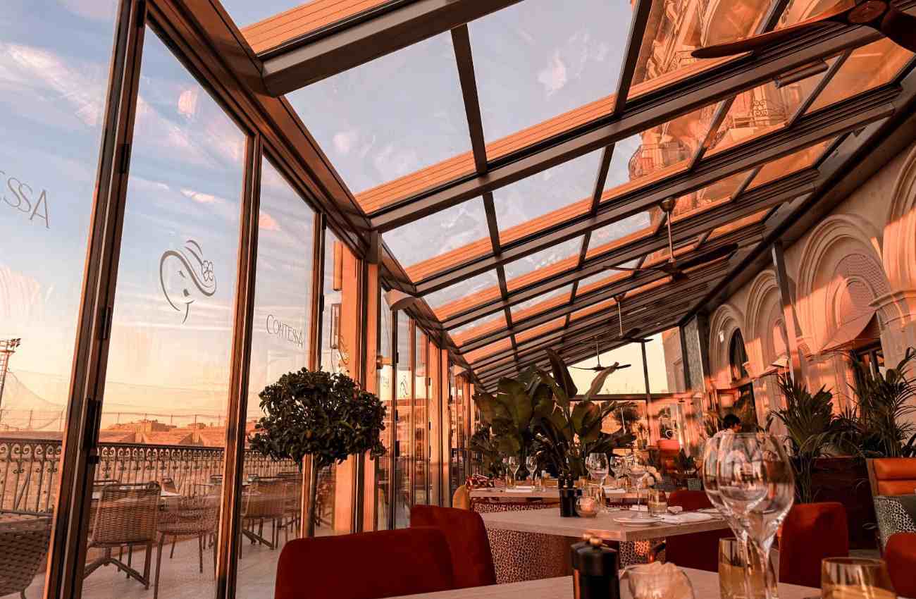 Premium operable glazing systems for architecture